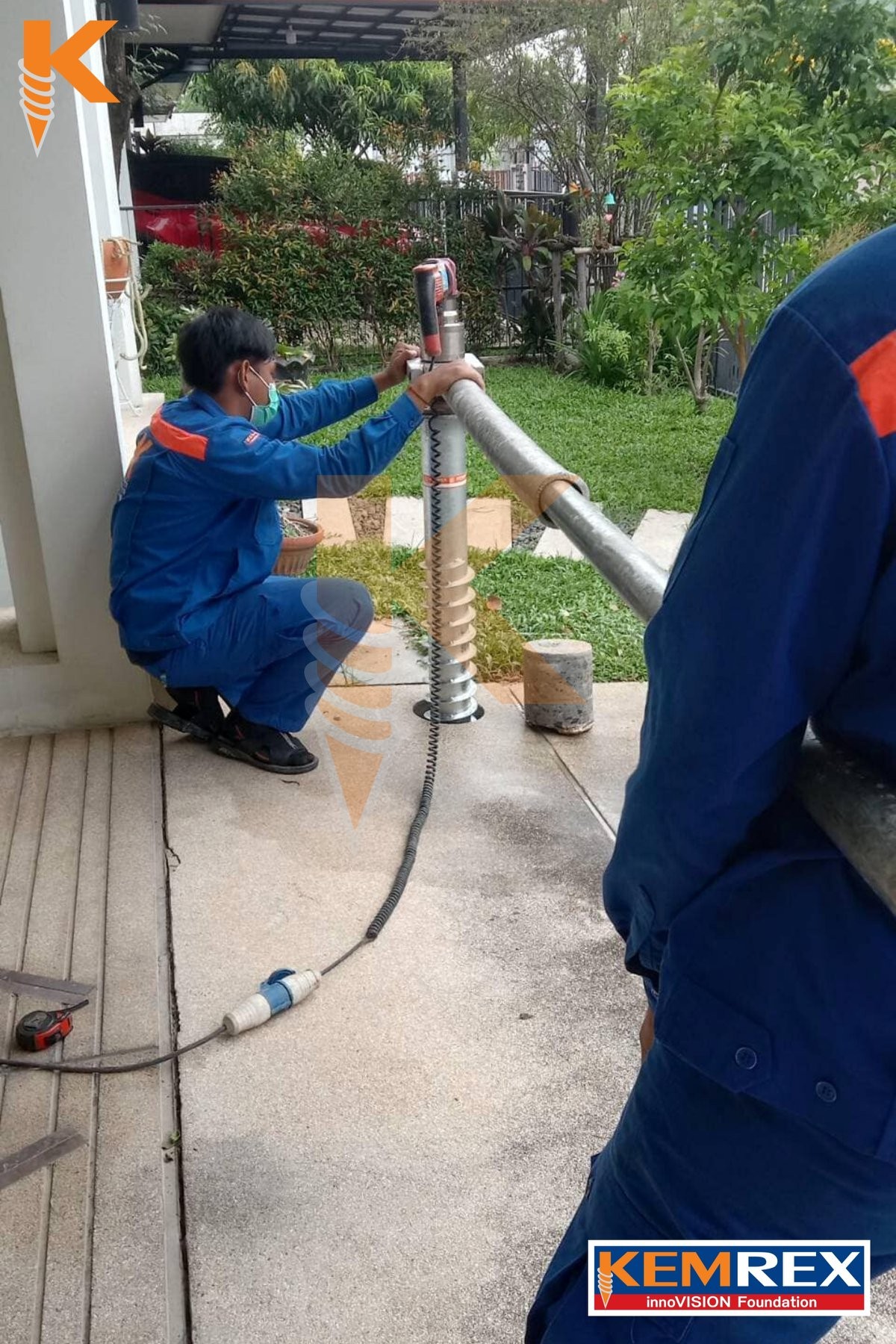 รับติดตั้งฐานรากเข็มเหล็ก:HSBkemrex