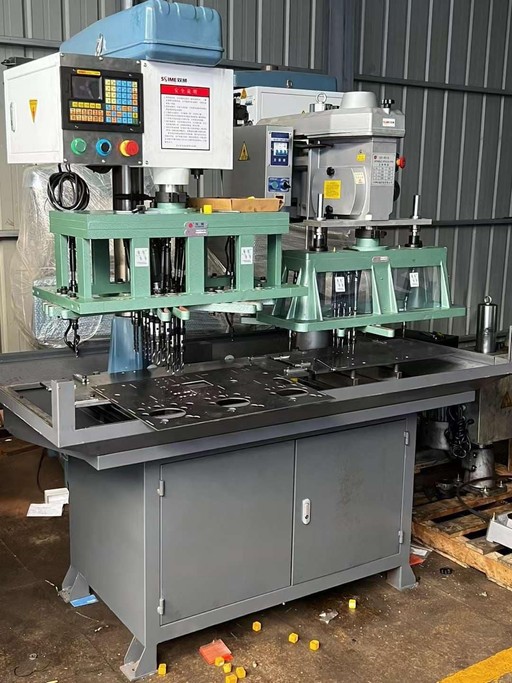 Multiple- spindle Drilling &Tapping head (หัวเจาะต๊าปหลายหัว)