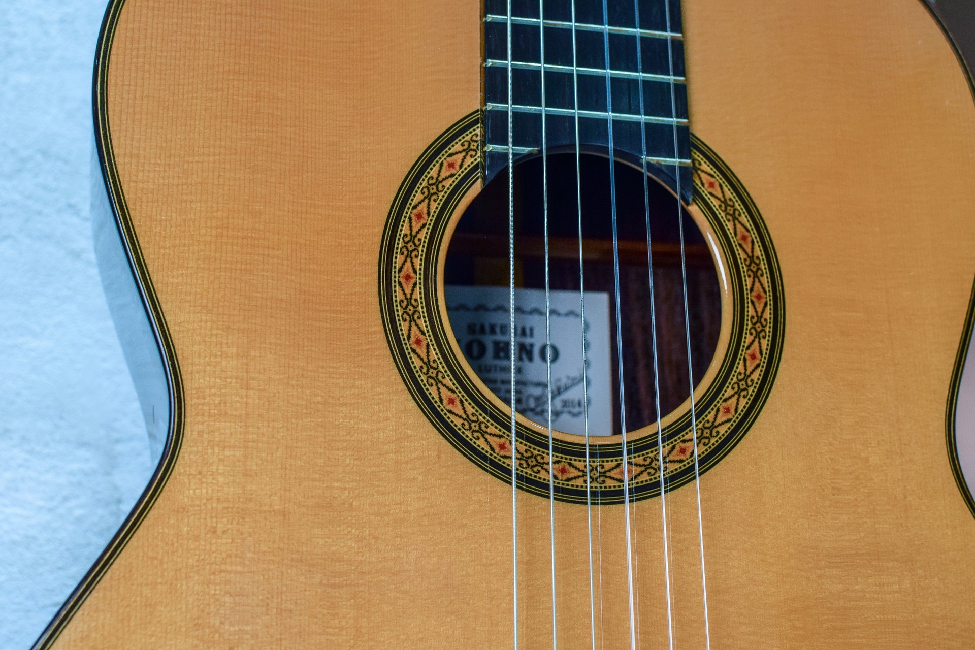 SAKURAI KOHNO กีตาร์คลาสสิก จากญี่ปุ่น รุ่น "PROFESSIONAL-R"