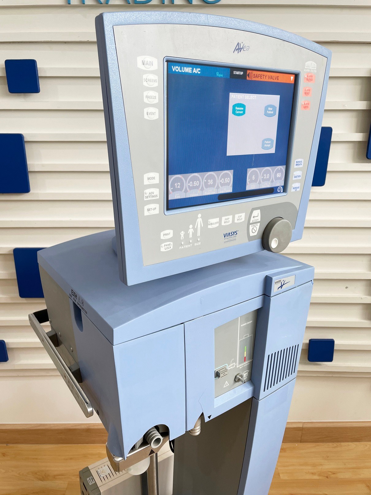 เครื่องช่วยหายใจ Avea Carefusion