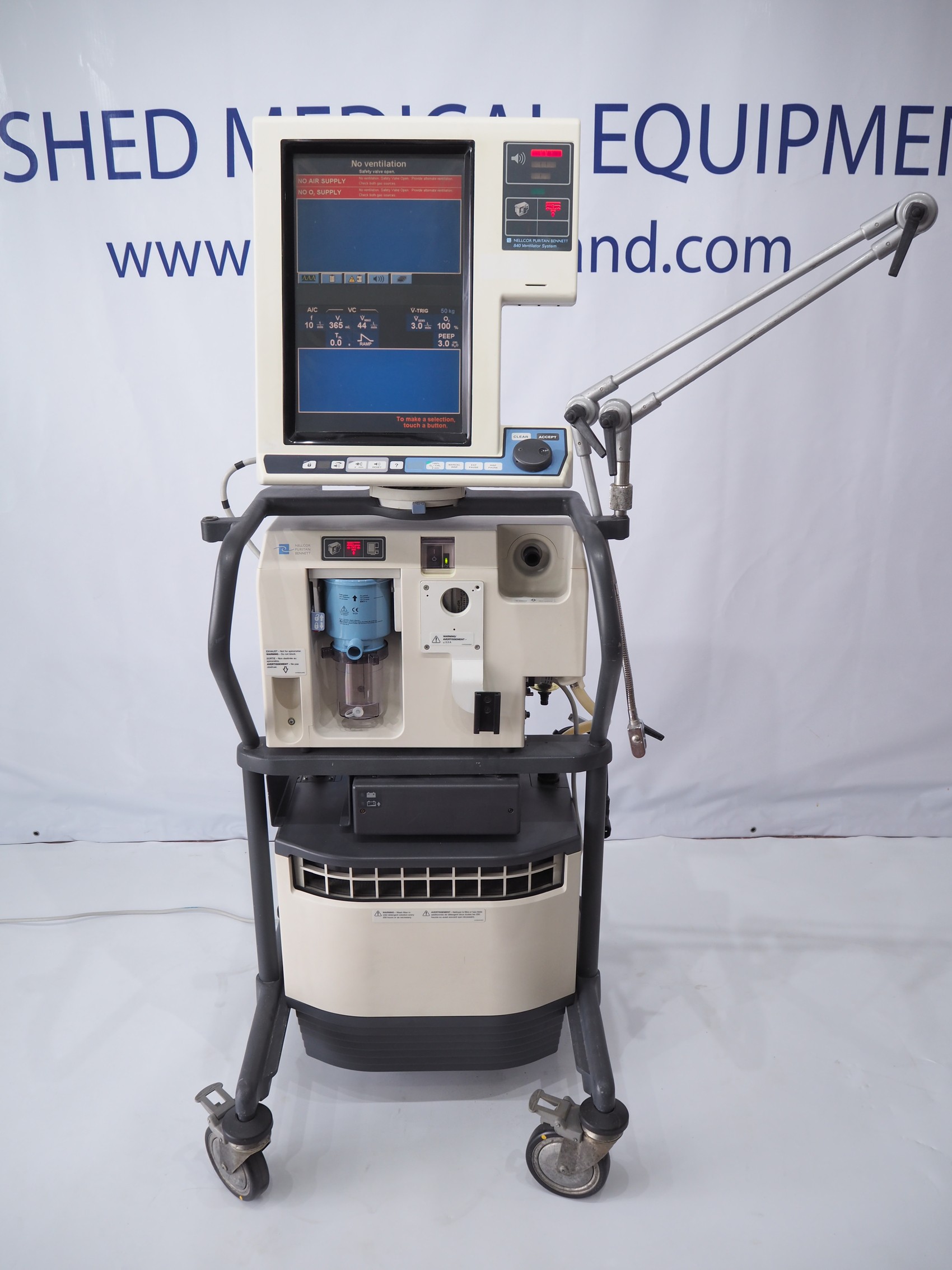 เครื่องช่วยหายใจ Bennett 840