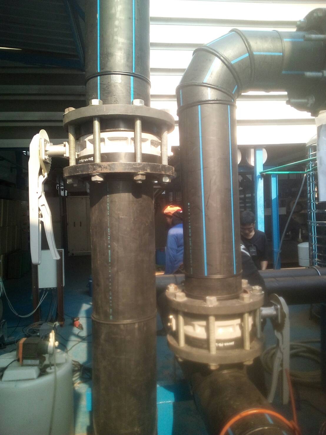 บริการด้านการเดินท่อน้ำดีและท่อน้ำเสีย