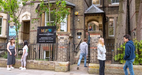 Mander Portman Woodward (MPW) โรงเรียนชั้นนำในประเทศอังกฤษ (London ...