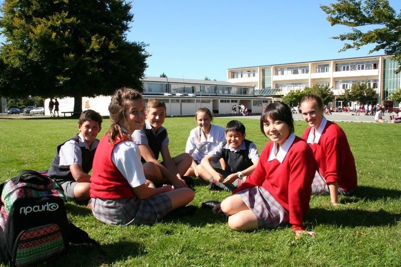 โรงเรียนสห มัธยมศึกษาของรัฐบาลนิวซีแลนด์ St. Peter’s College ที่ Gore