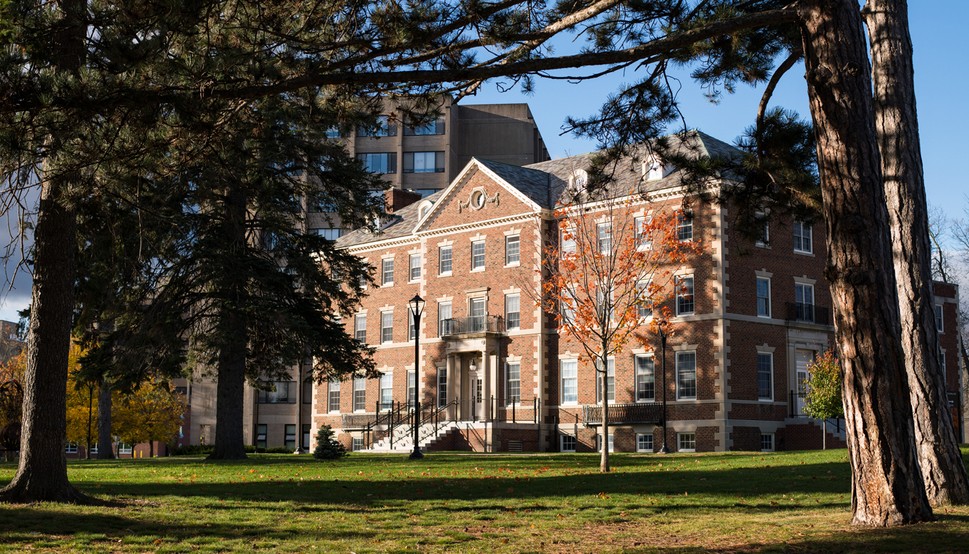 เรียนปริญญาตรี และ โท ในมหาลัยดัง SUNY Plattsburgh (USA)