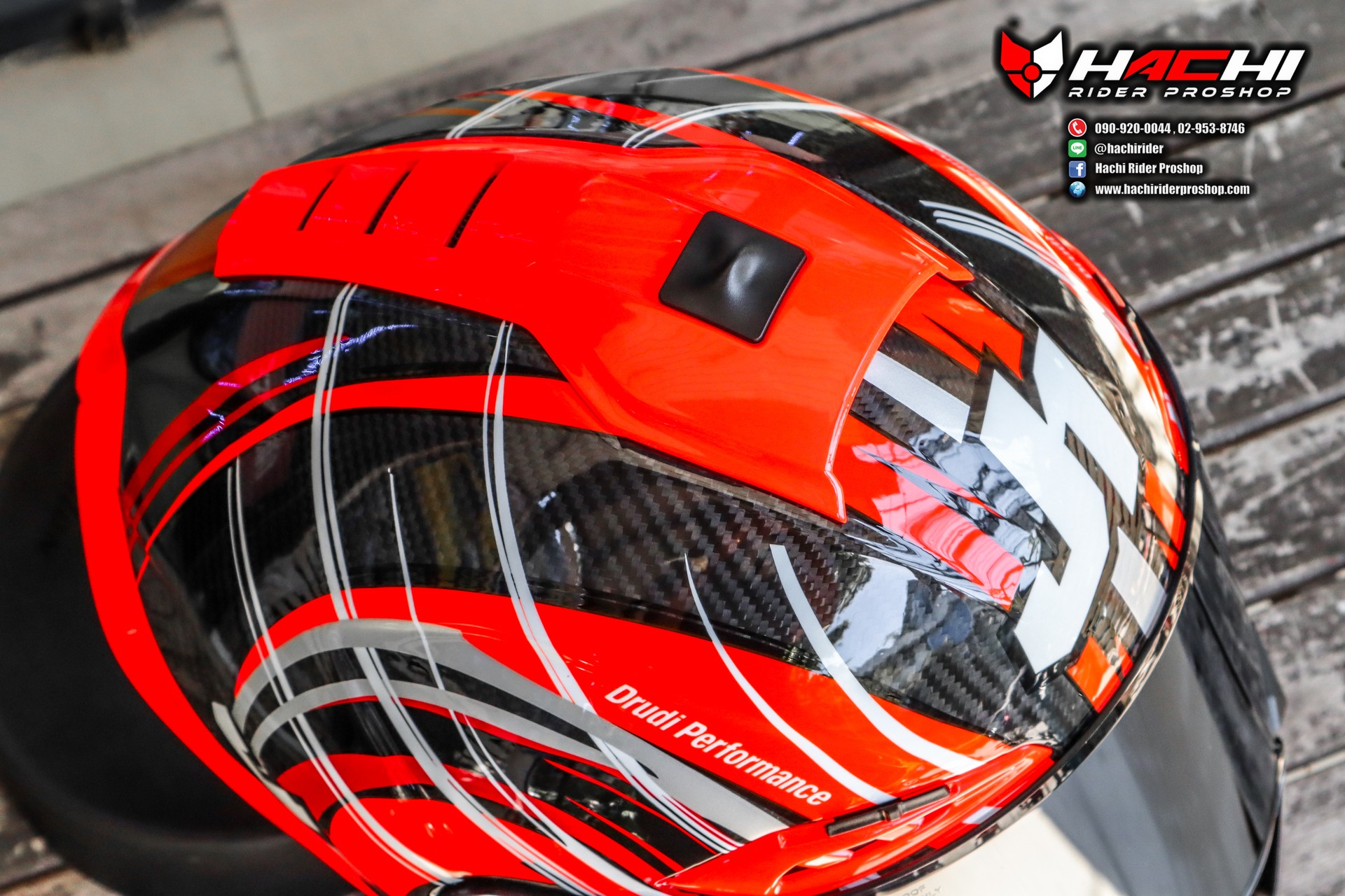 JUST1: J-GPR - Torres Replica Red