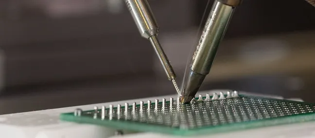 SOLDERING ROBOT