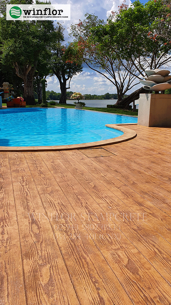 WOOD DECK