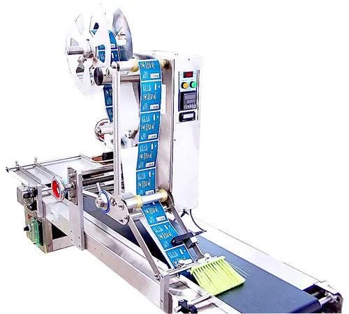 Labelling Machine auch as Wrap Labeller and Auto Labeller