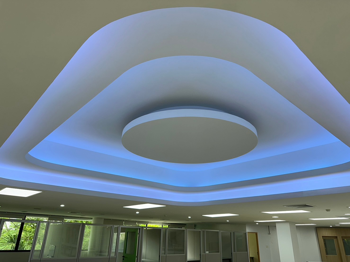 Stip light Celling