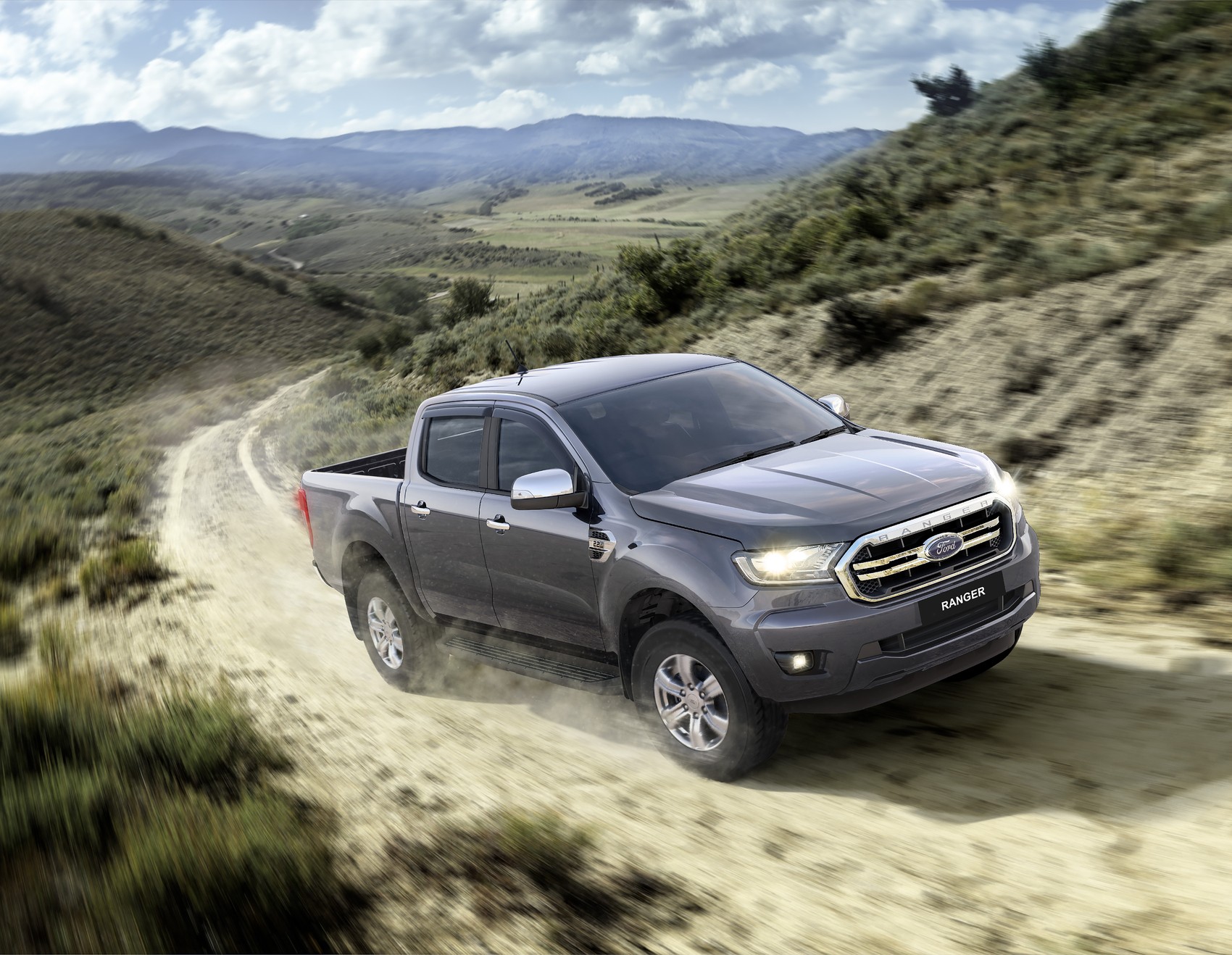 Double Cab 2.2L XLT 4x2 Hi-Rider 6MT