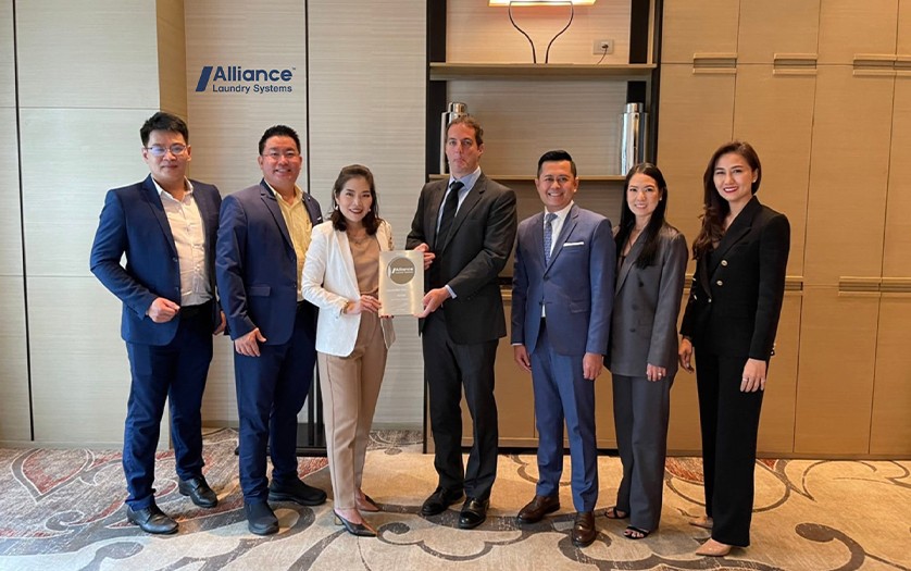 รับมอบรางวัล ALLIANCE Best Distributor Performance Award 2021