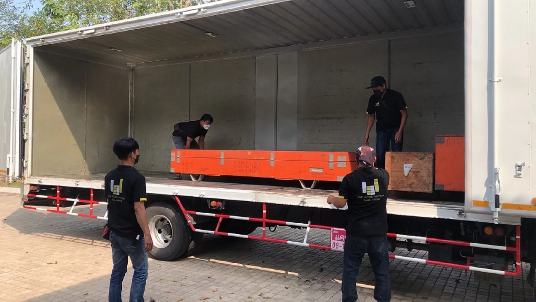 BKK Local Moving Experts | ผู้เชี่ยวชาญการย้ายในพื้นที่กรุงเทพฯ | บีเคเคมูฟวิ่ง เซอร์วิสเซส