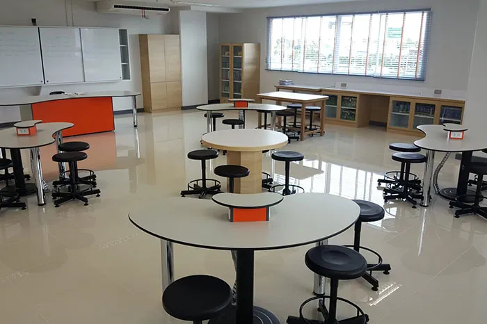 โรงเรียนนานาชาติเด่นหล้า (Denla British School-DBS)