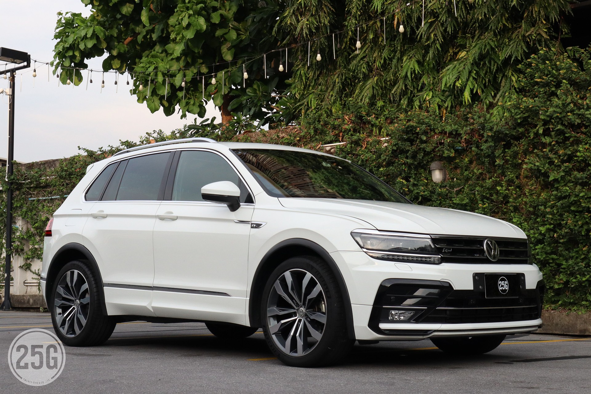 Volkswagen Tiguan R-Line 2.0 TDI 4MOTION