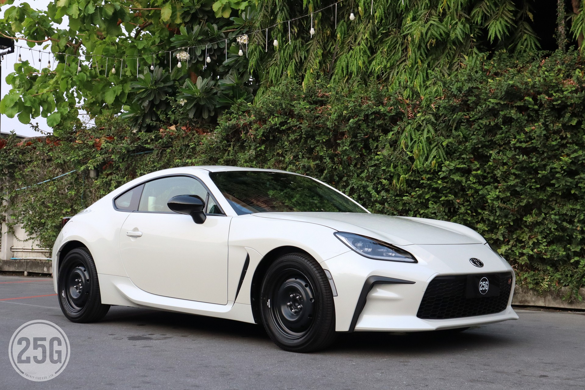 Toyota GR86 Cup Car Basic (2023)