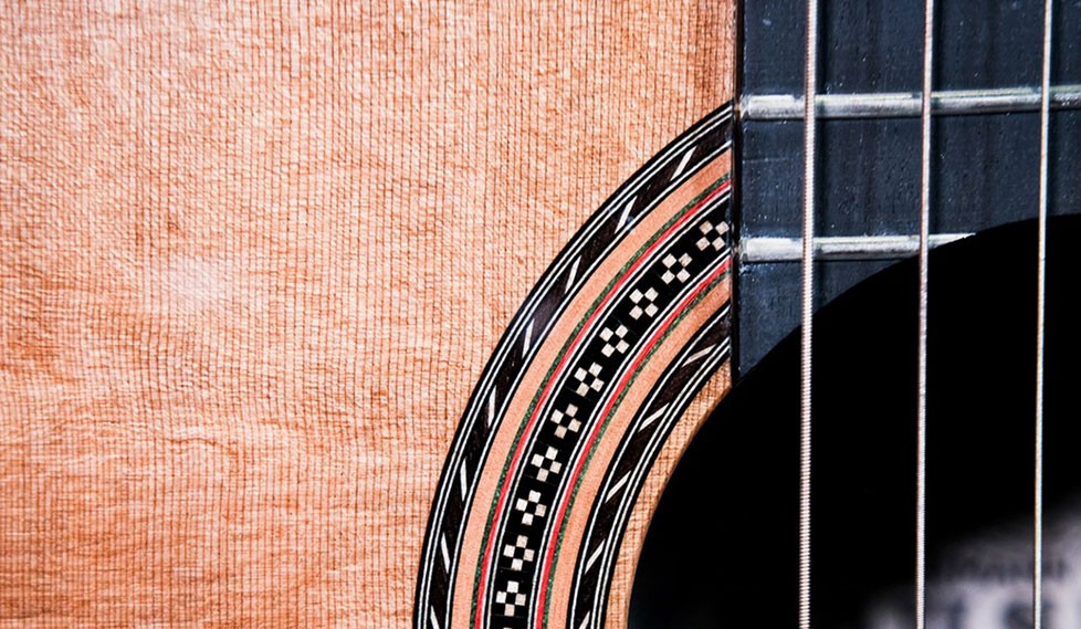 HOME [www.ayadaguitars.com]