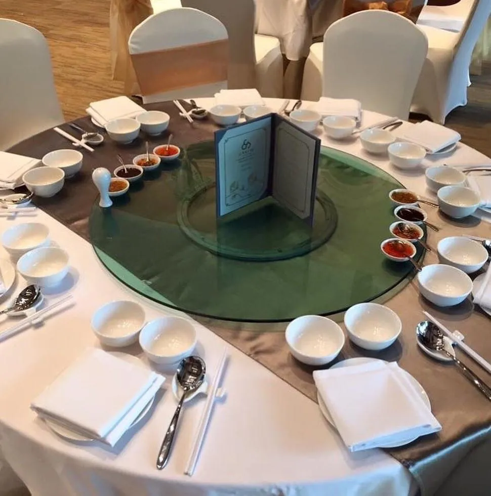 Chinese set table