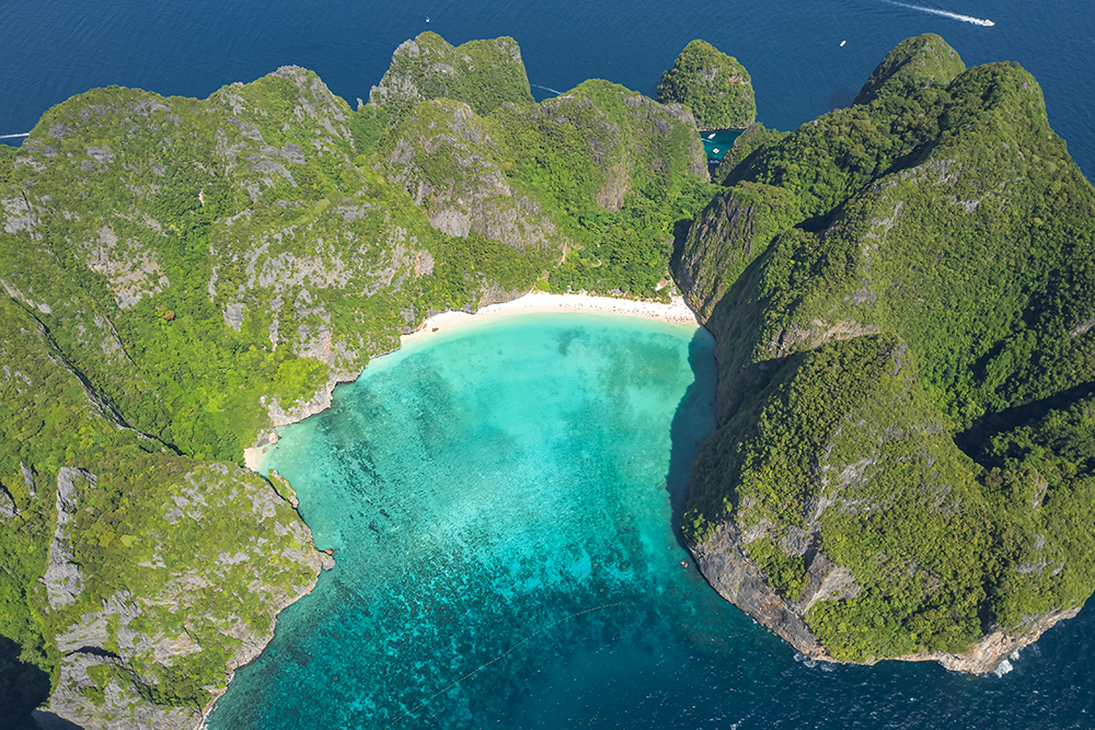 PHI PHI ISLANDS - JAMES BOND ISLAND OVERNIGHT PRIVATE TOUR