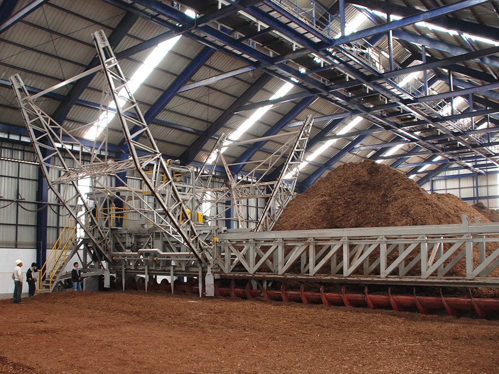 Screw Reclaimer (for bark)