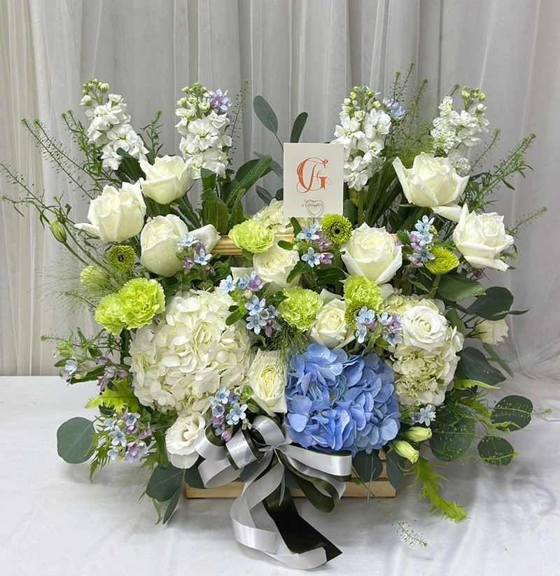 กระเช้าดอกไม้