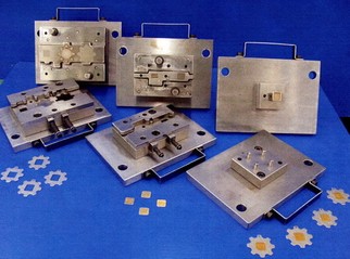 แม่พิมพ์ปั๊มโลหะ