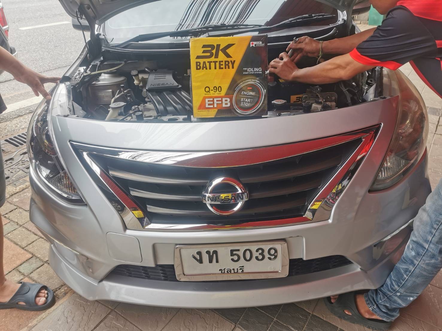 ผลงานเปลี่ยนแบตเตอรี่พัทยา Nissan almera