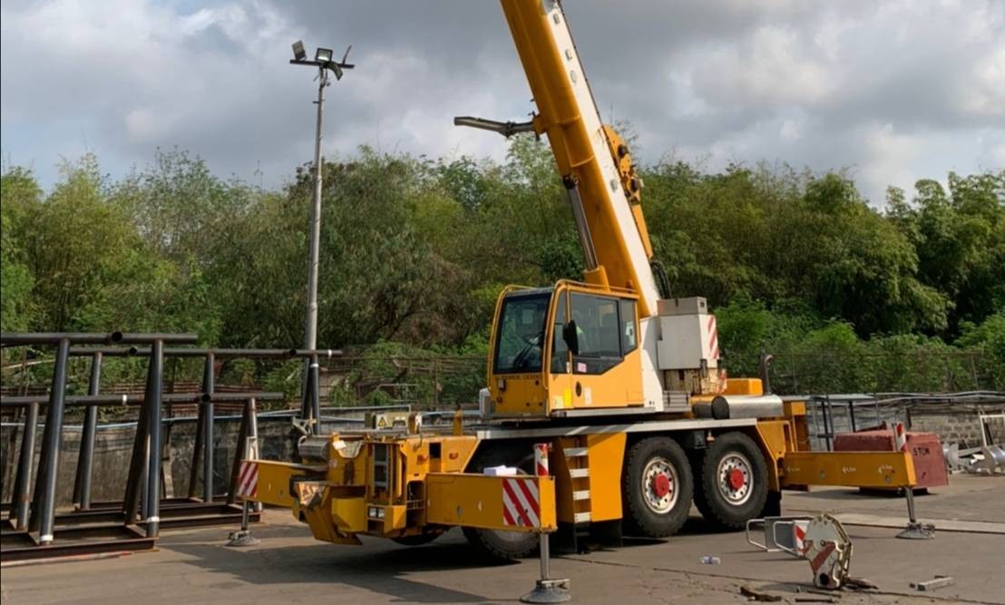 TADANO DEMAG AC55 CITY (2006)