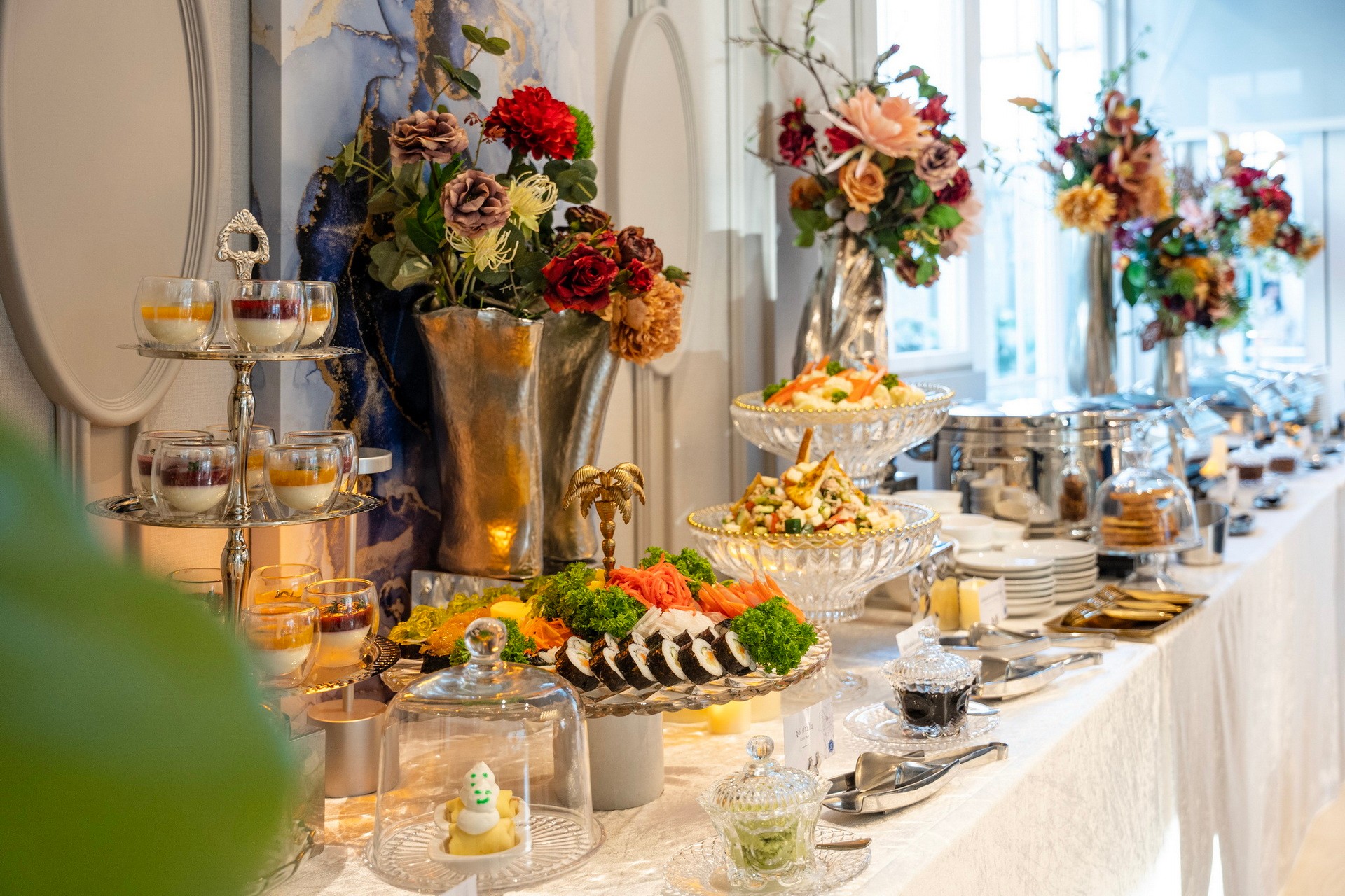 อินเตอร์บุฟเฟ่ต์ (International Buffet)