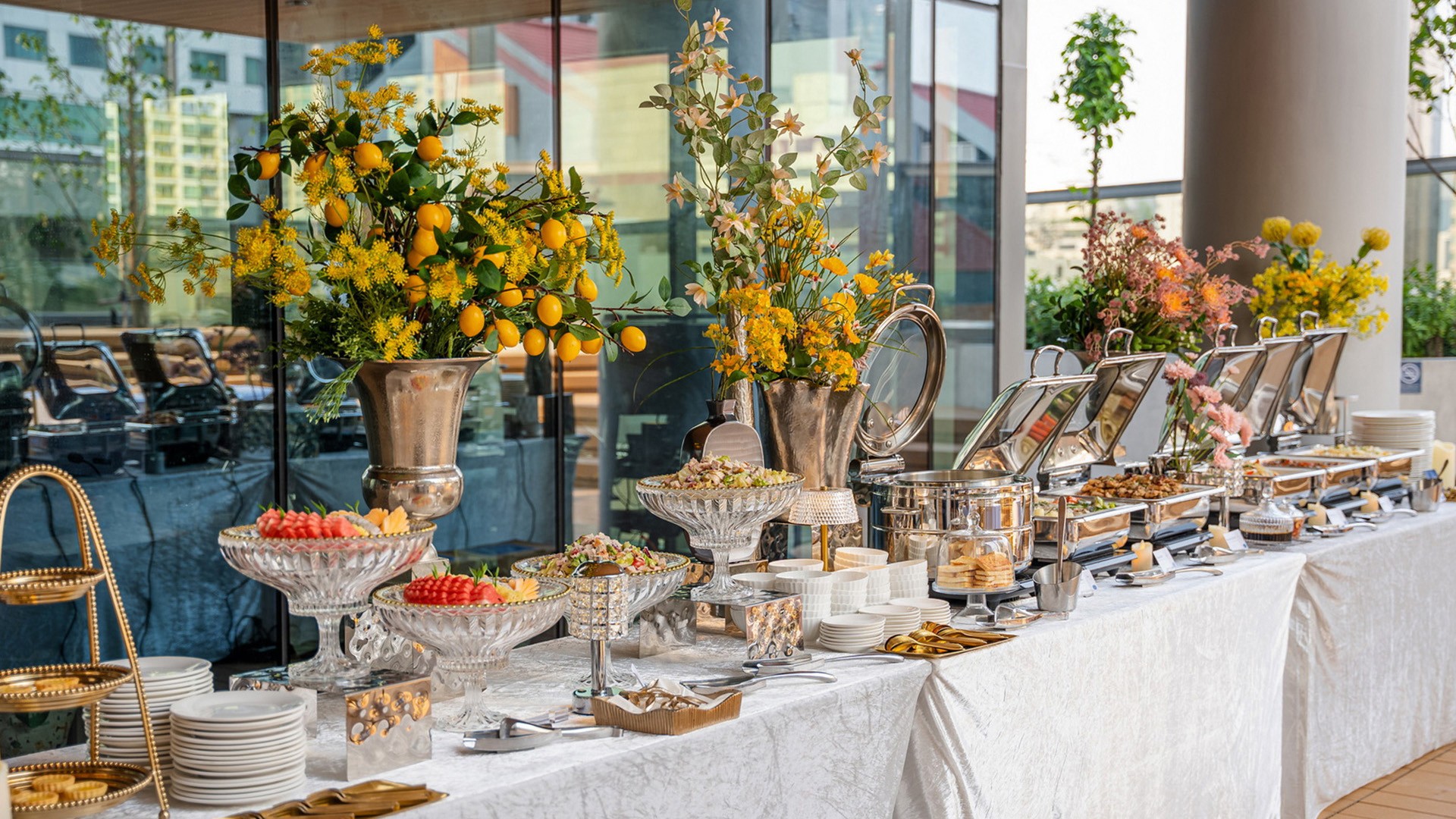 อินเตอร์บุฟเฟ่ต์ (International Buffet)