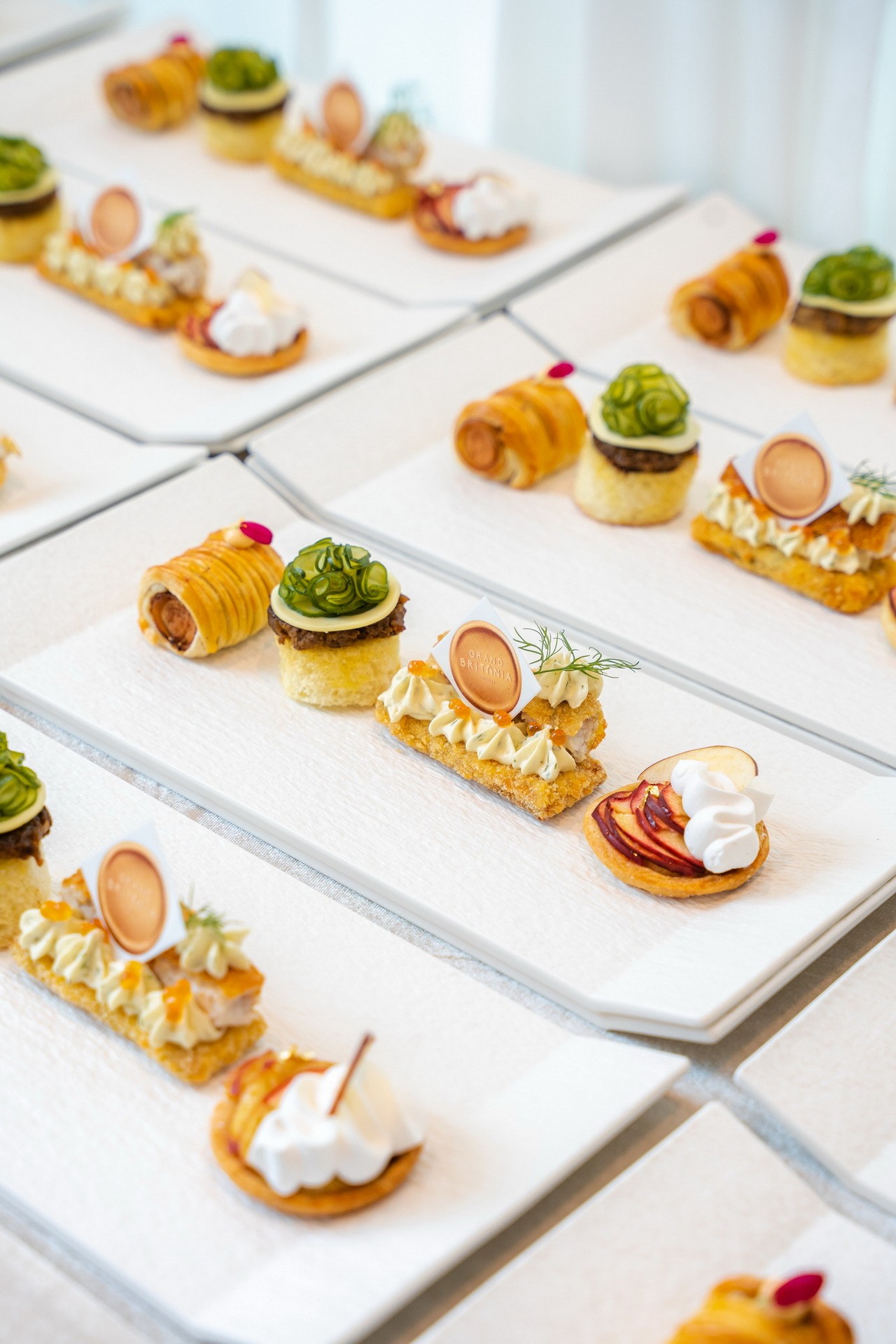 ไฮทีเบรค (High Tea Break)