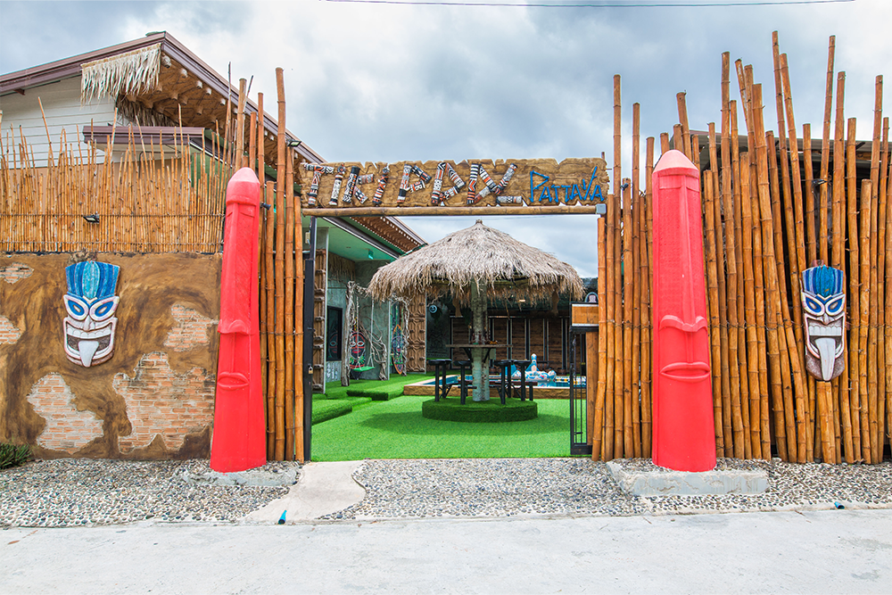 TiKi Pool Villa Pattaya