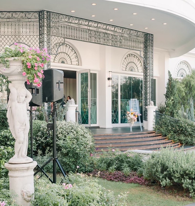 The Banquet Hall at Nathong