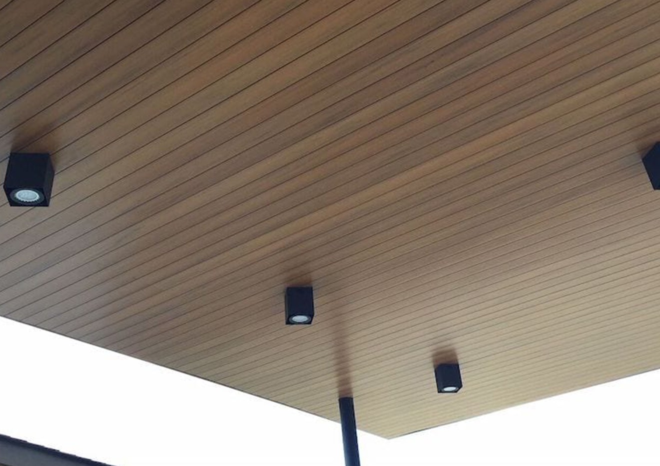 SOFFIT/CLAD
