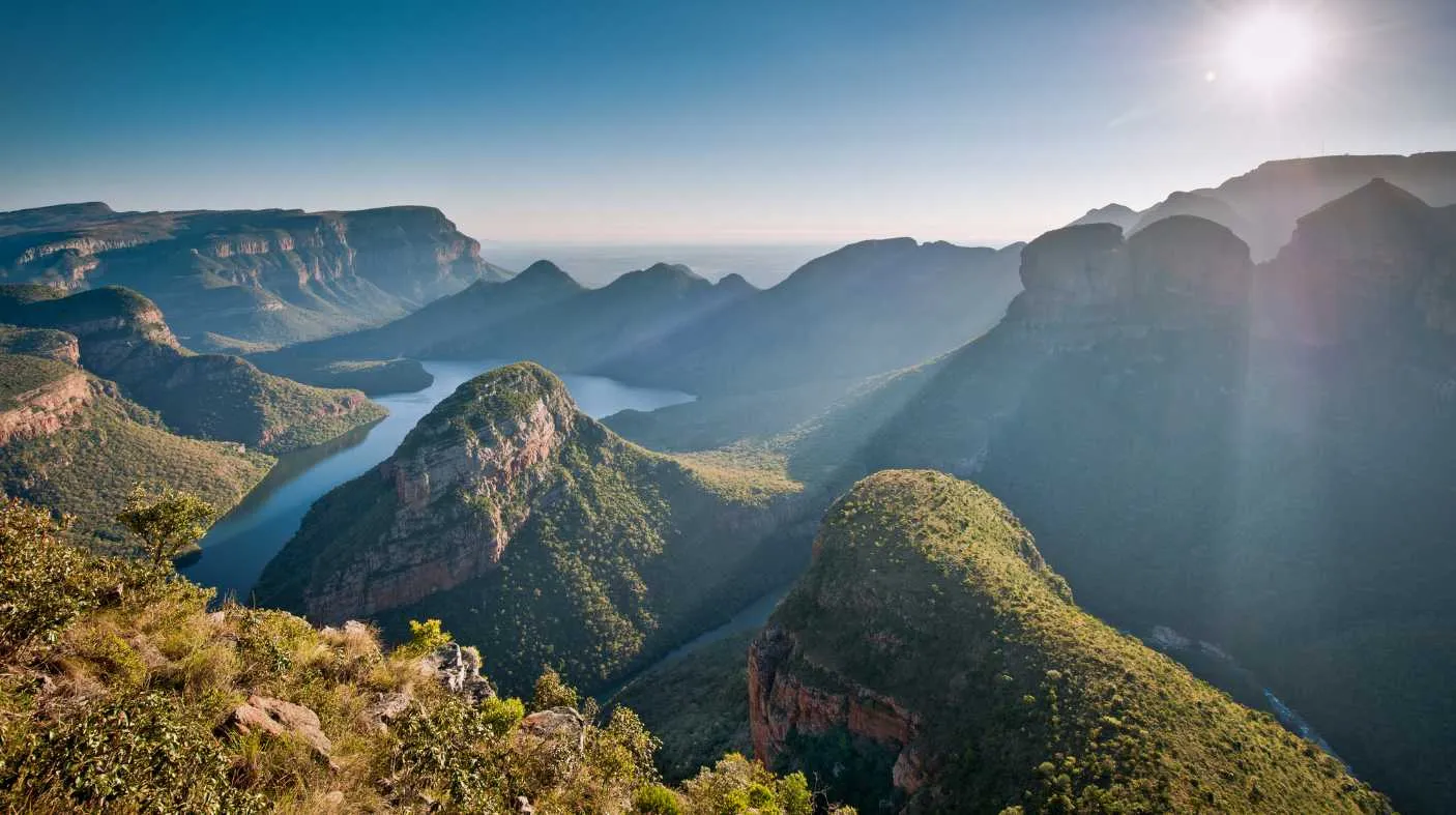 VICTORIA FALLS AND PANORAMIC VIEW 01 – 10 พฤษภาคม 2568