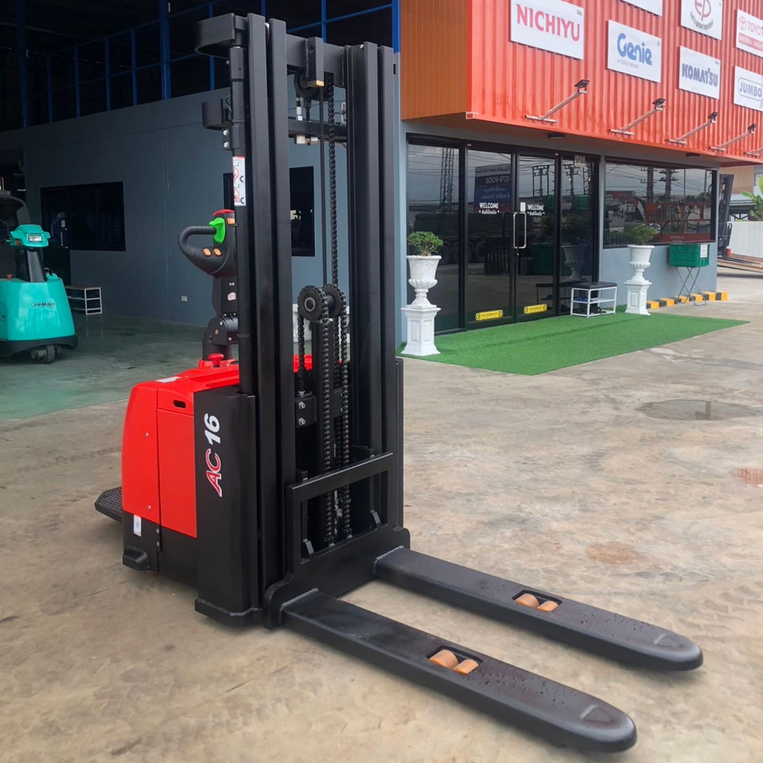 Electric Stacker