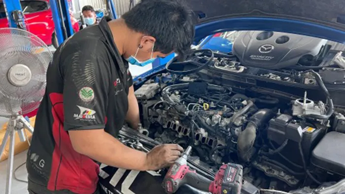 เปลี่ยนวาล์วน้ำไฟฟ้าไฟเครื่องโชว์ Code : P26A3 Mazda 2 Diesel