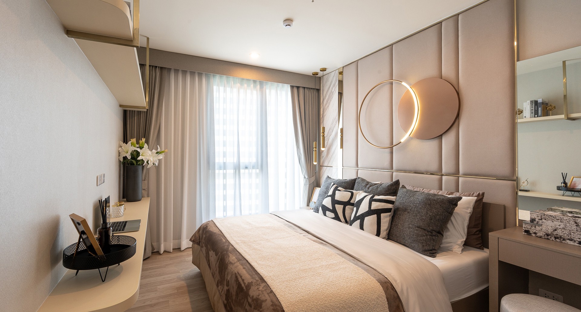 Neutral elegance design mood