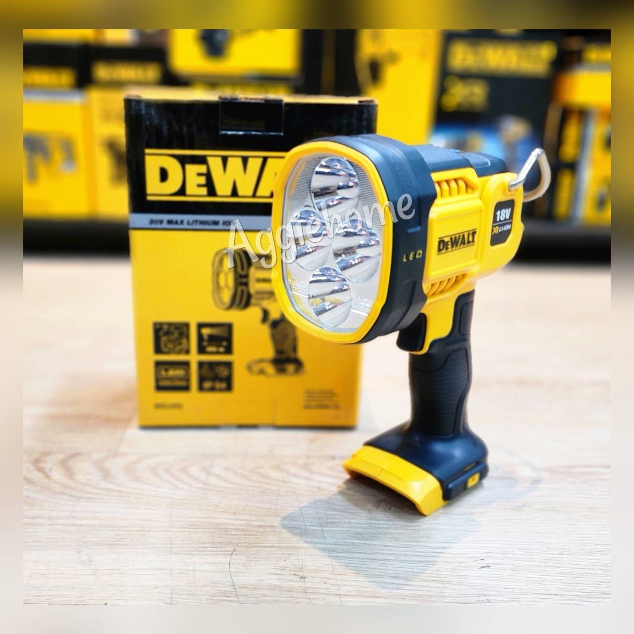 DEWALT ไฟฉายสปอร์ทไลท์ รุ่น DCL043 ไฟ LED 18V 20V Max (เฉพาะตัวเครื่อง ...